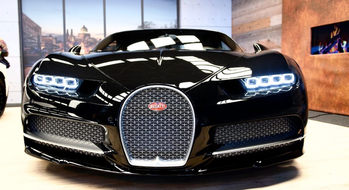 Bugatti La Voiture Noire : cette hypercar unique que presque personne ...