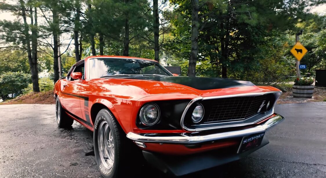 Cette Mustang Boss 302 de 1969 apparemment d'origine cache un gros ...